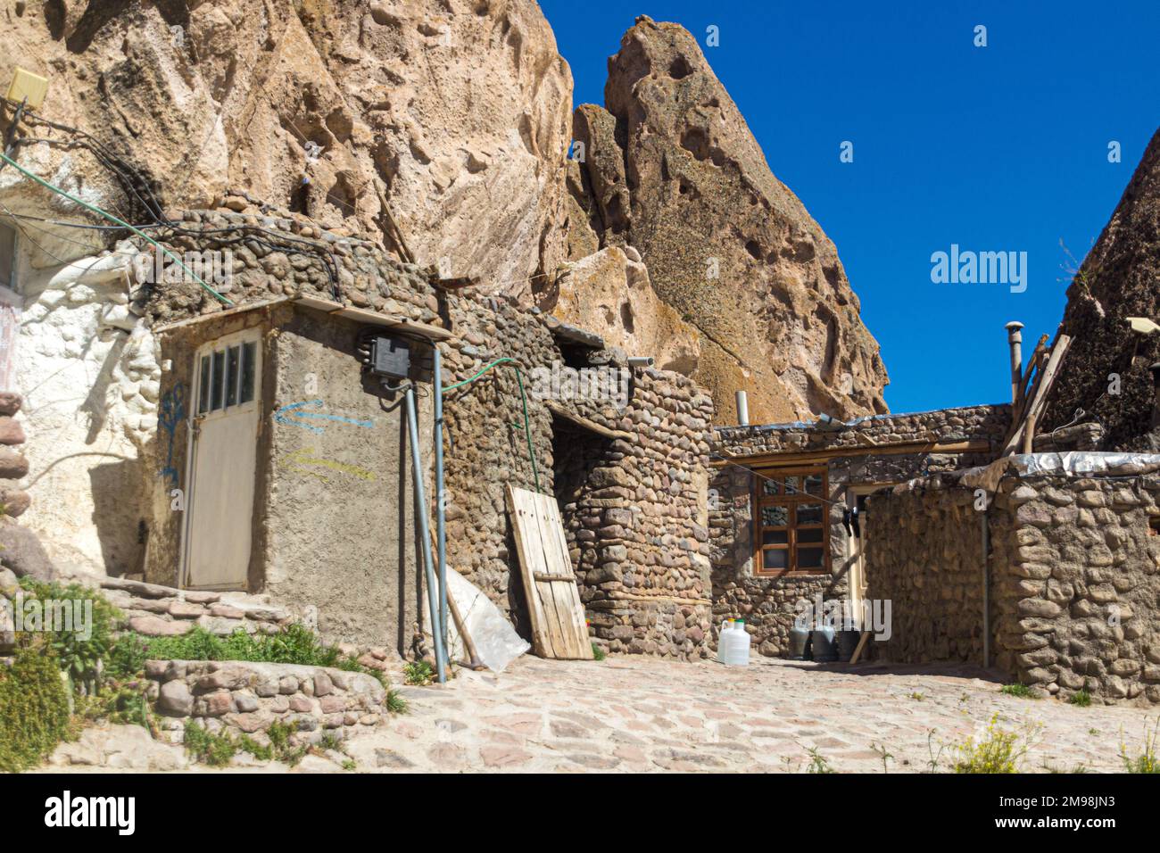 Cave dwellings in Kandovan village, Iran Stock Photo - Alamy