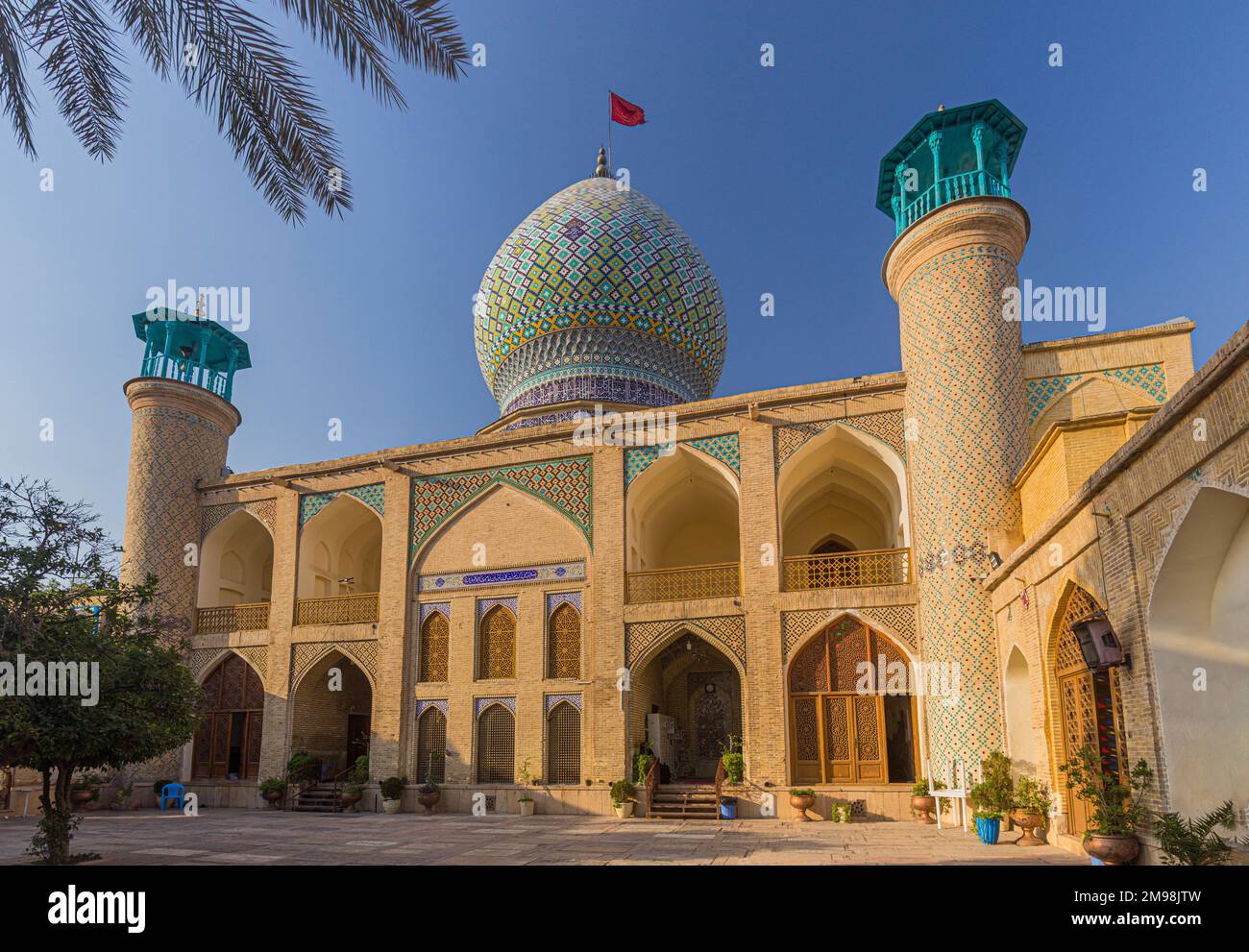 Imamzadeh-ye Ali Ebn-e Hamze (Ali Ibn Hamza Mausoleum) in Shiraz, Iran ...