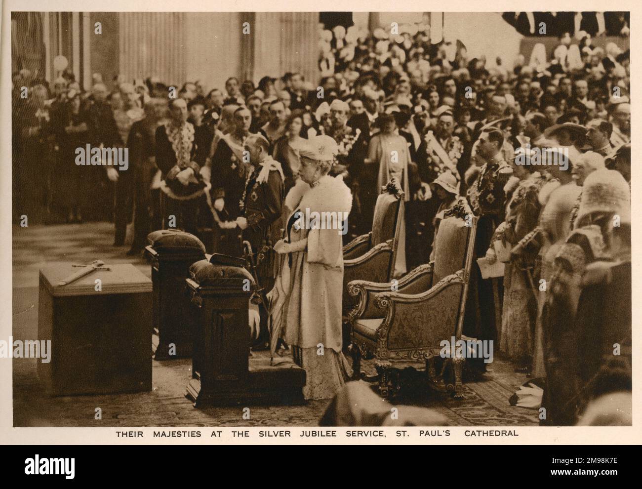 King George V and Queen Mary in St Paul's Cathedral, taking part in the ...