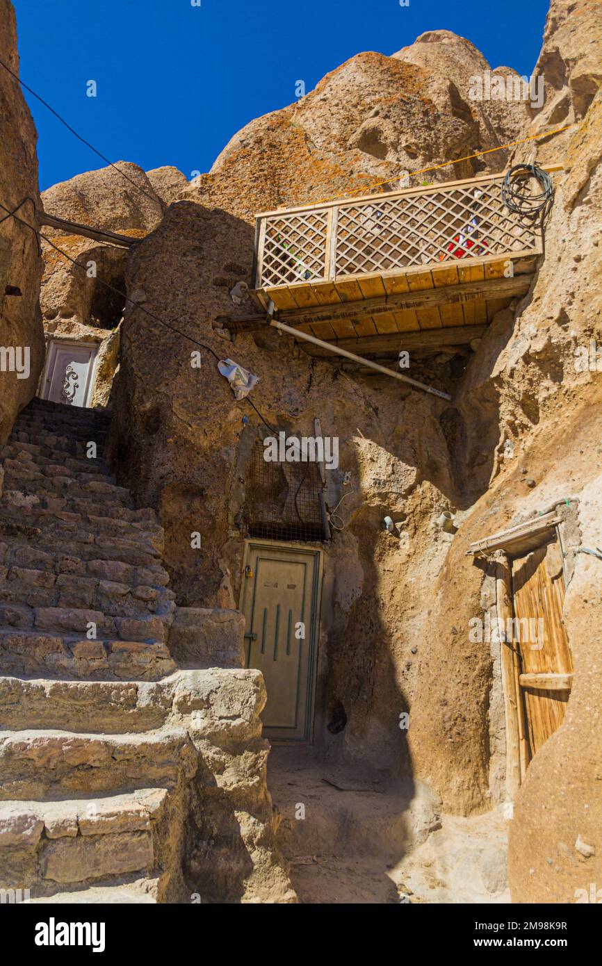 Cave cliff dwellings in Kandovan village, Iran Stock Photo - Alamy