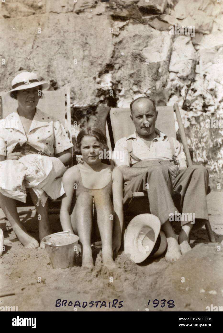 Classic Seaside Family snap - Broadstairs Stock Photo - Alamy