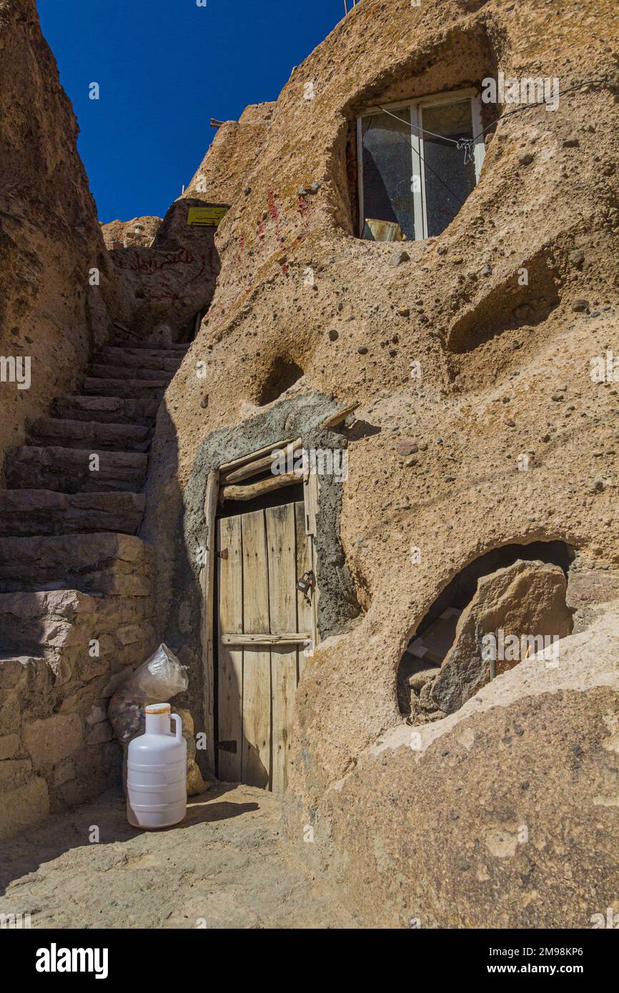 Cave dwellings in Kandovan village, Iran Stock Photo - Alamy