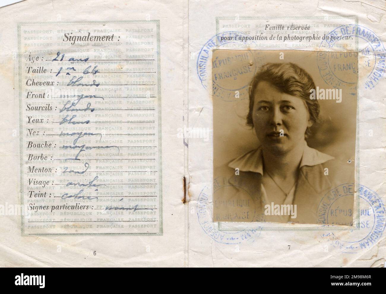 Details and photo, French passport valid for one year from 15 March ...