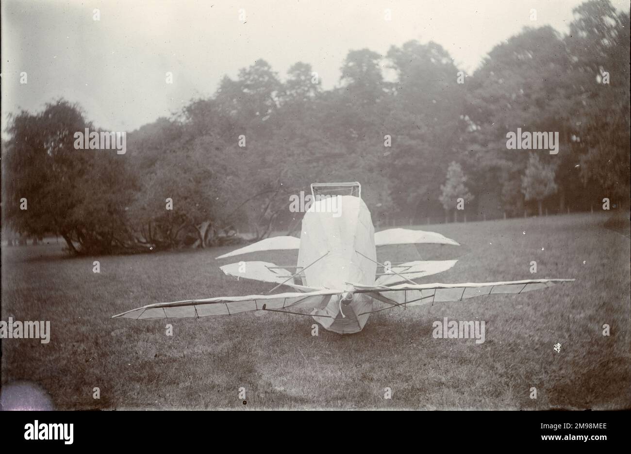 In 1909 the Aeronautical Society of Great Britain (which was to evolve ...