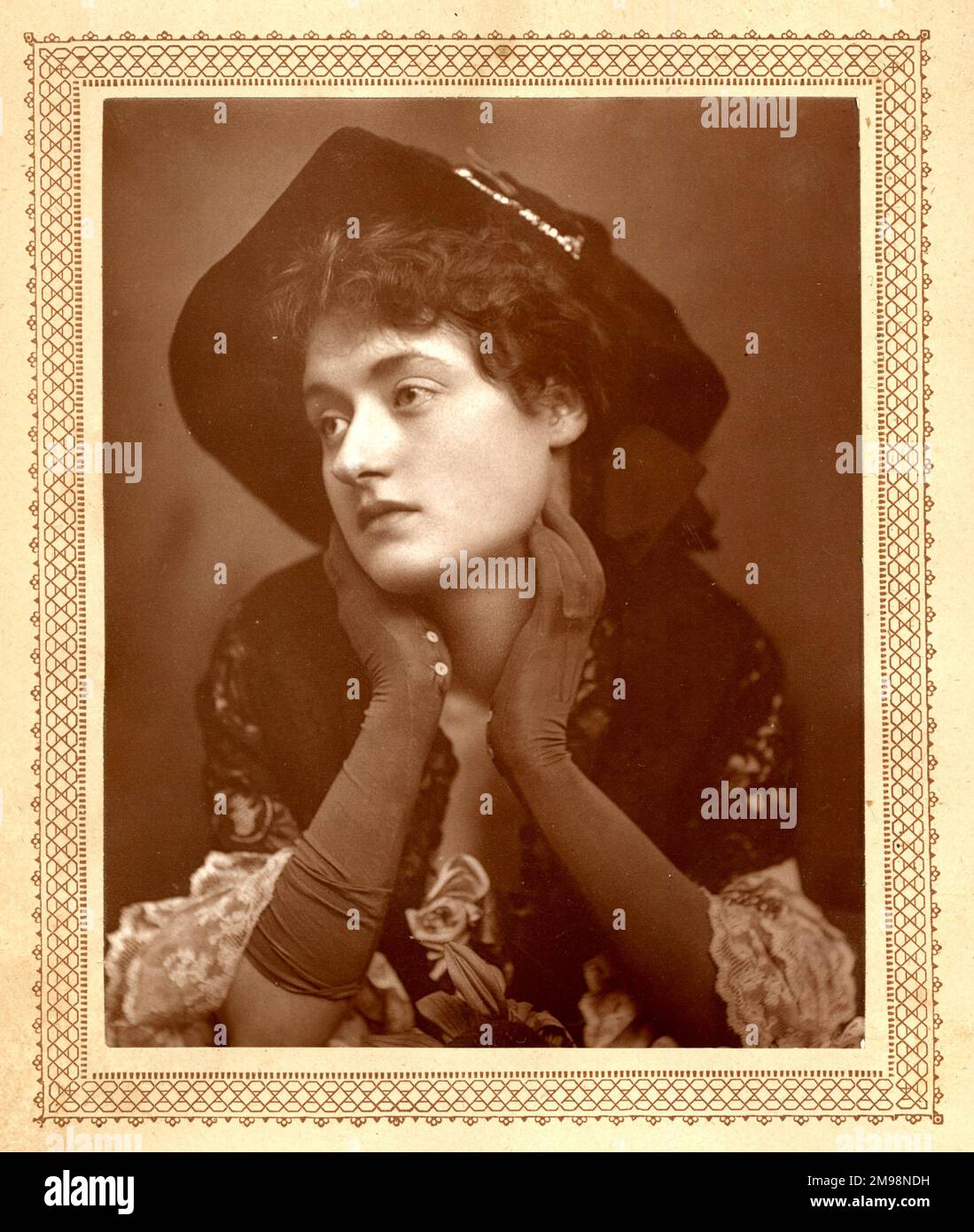 Miss Winifred Emery, actress, in The Rivals - The Theatre Magazine ...