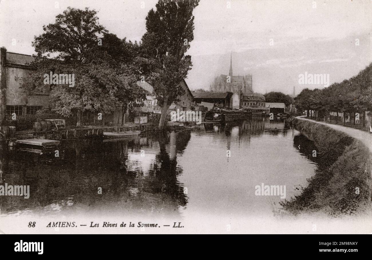 Amiens river boat cathedral hi-res stock photography and images - Alamy