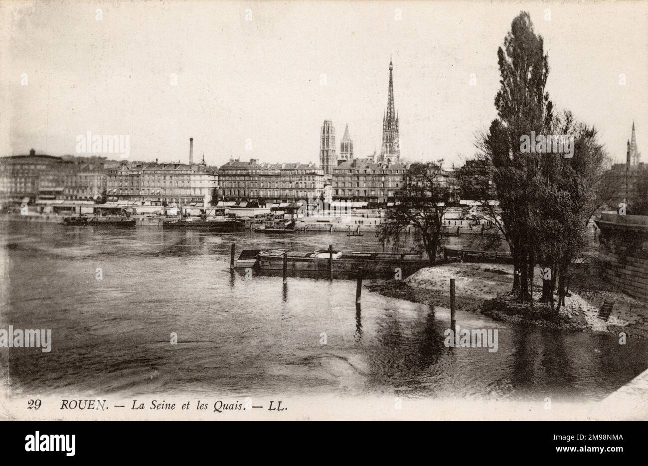 Rouen quays hi-res stock photography and images - Alamy