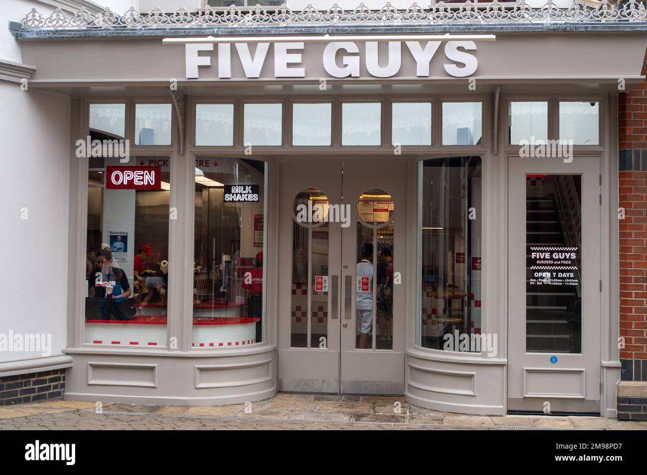 Windsor, Berkshire, UK. 21st July, 2022. A new Five Guys burger ...
