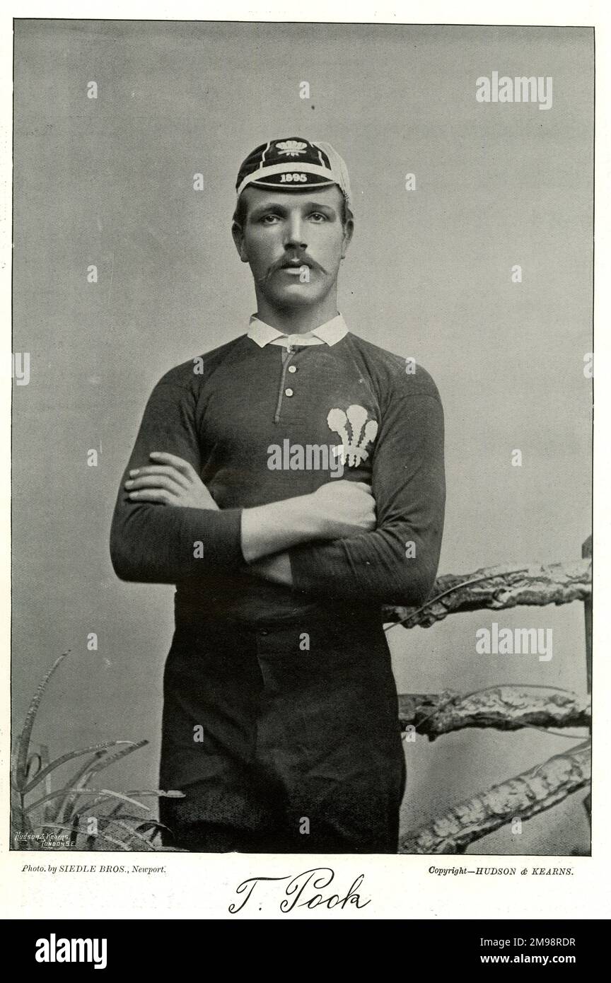 Wales rugby player hi-res stock photography and images - Alamy