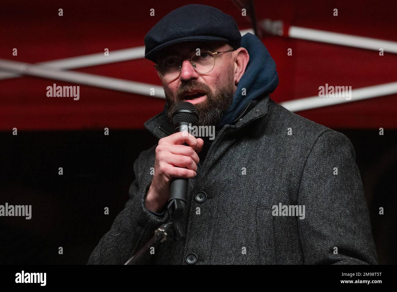 Chris webb hi-res stock photography and images - Alamy