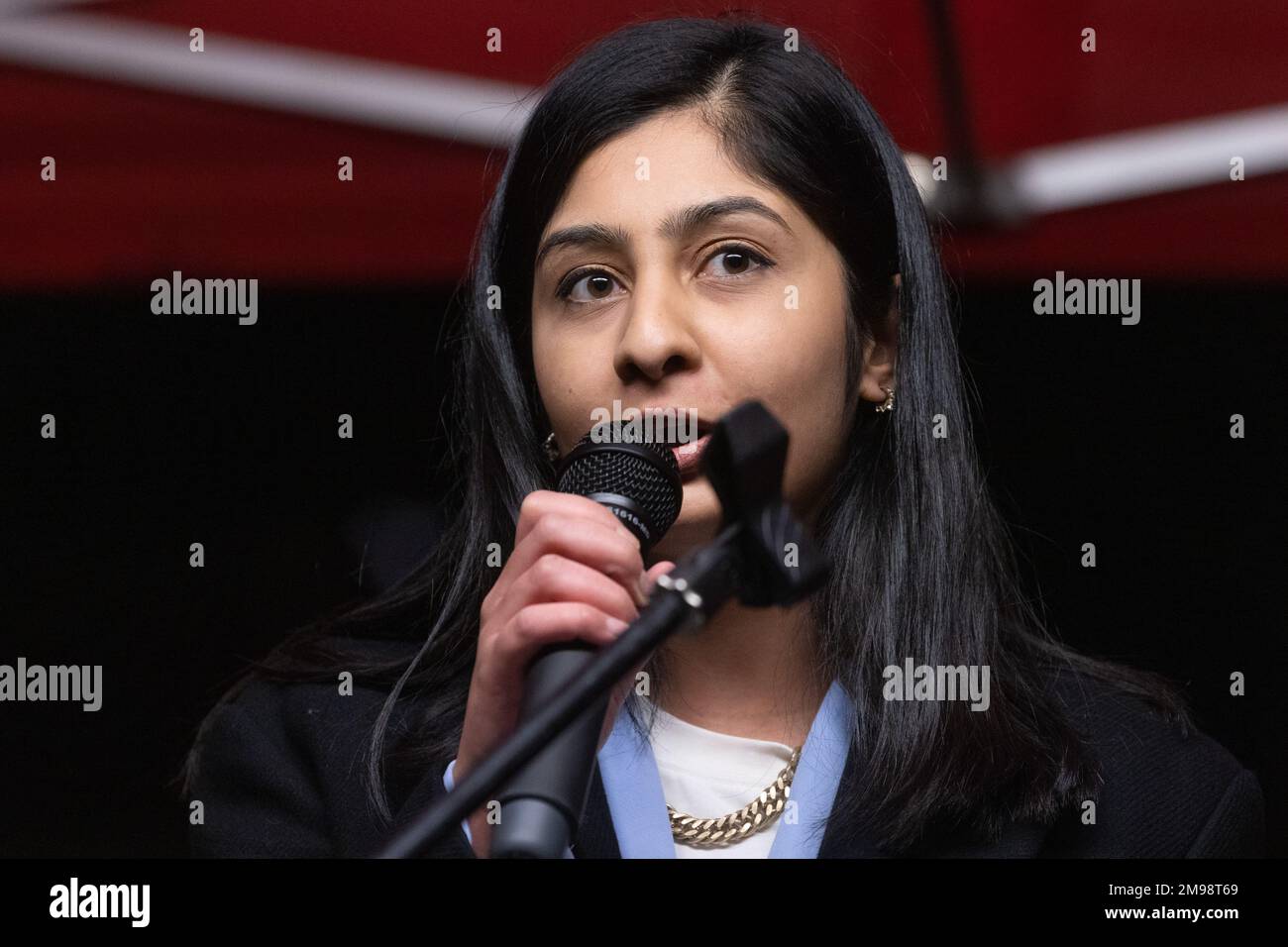 Different levels reading hi-res stock photography and images - Alamy