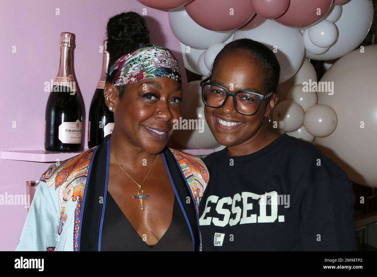 Sister zenay arnold hi-res stock photography and images - Alamy