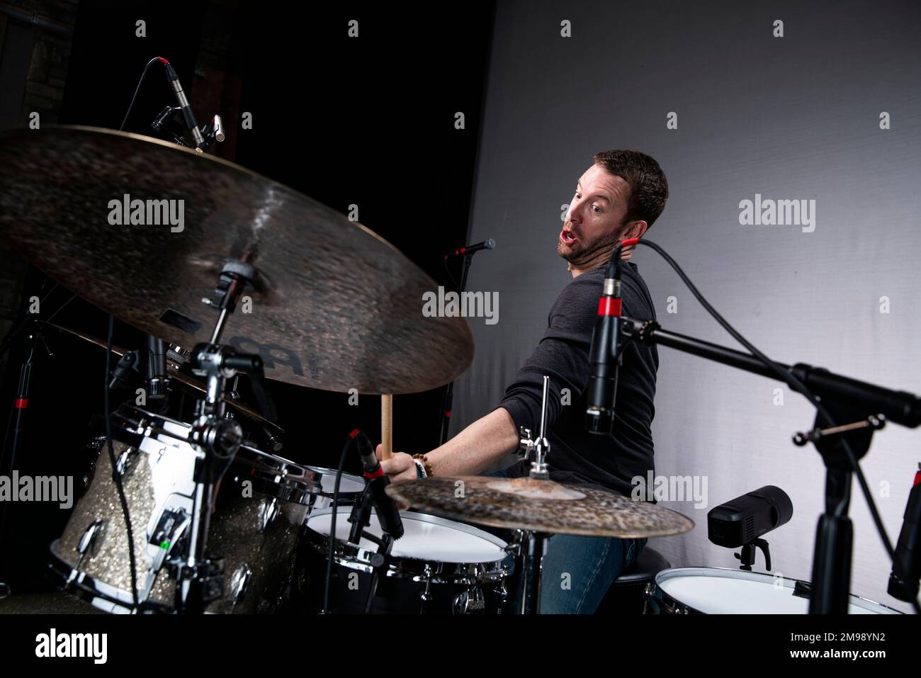 Mike johnston drums kit hi-res stock photography and images - Alamy