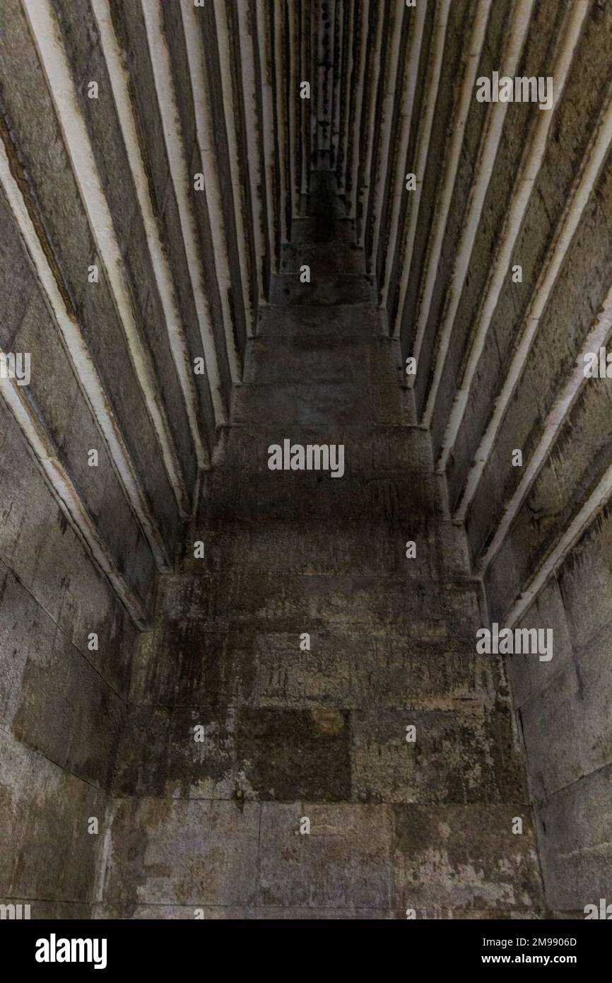 Burial chamber of the Red Pyramid in Dahshur, Egypt Stock Photo - Alamy