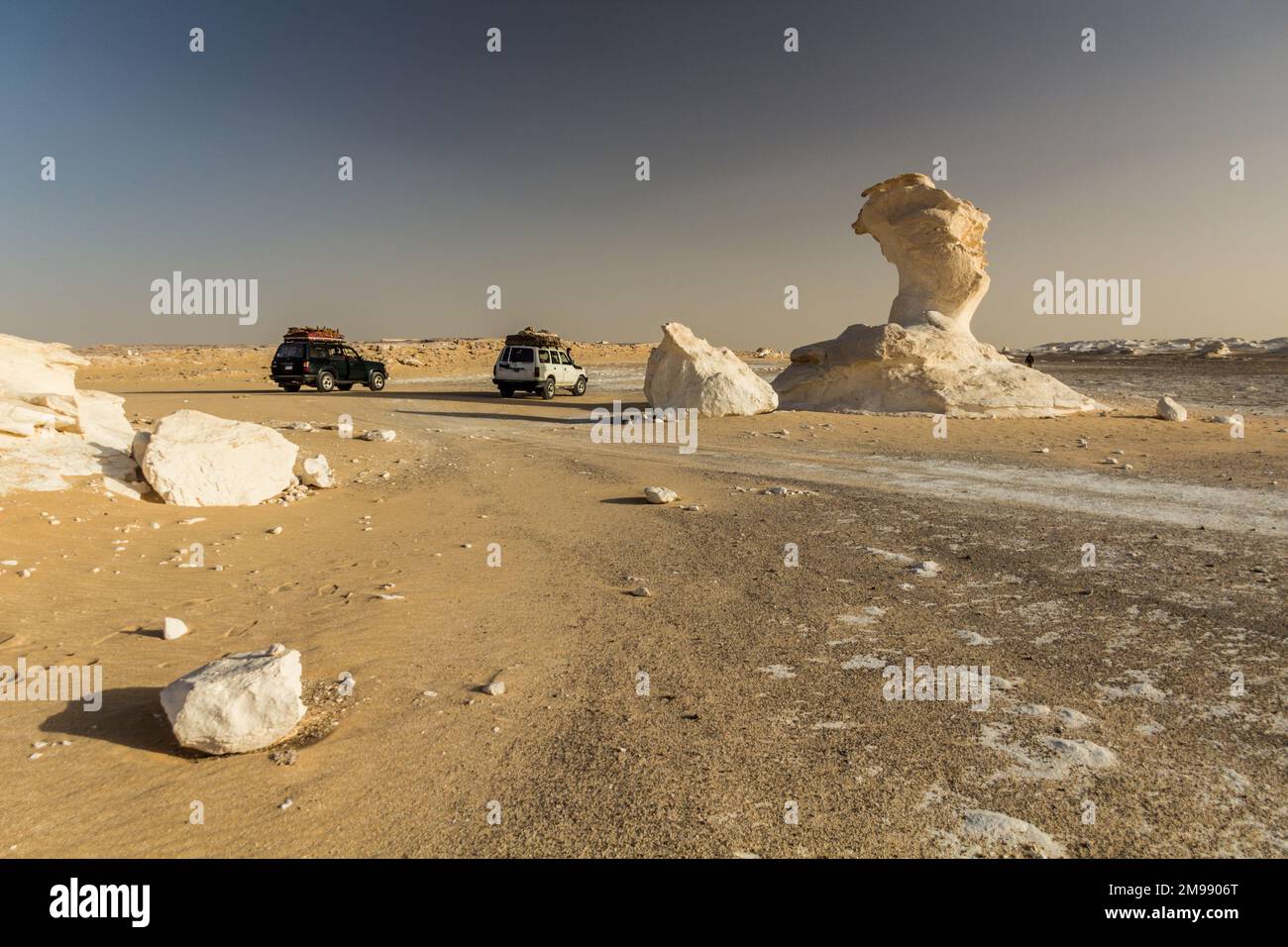 4WD tourist vehicles in the White Desert, Egypt Stock Photo - Alamy