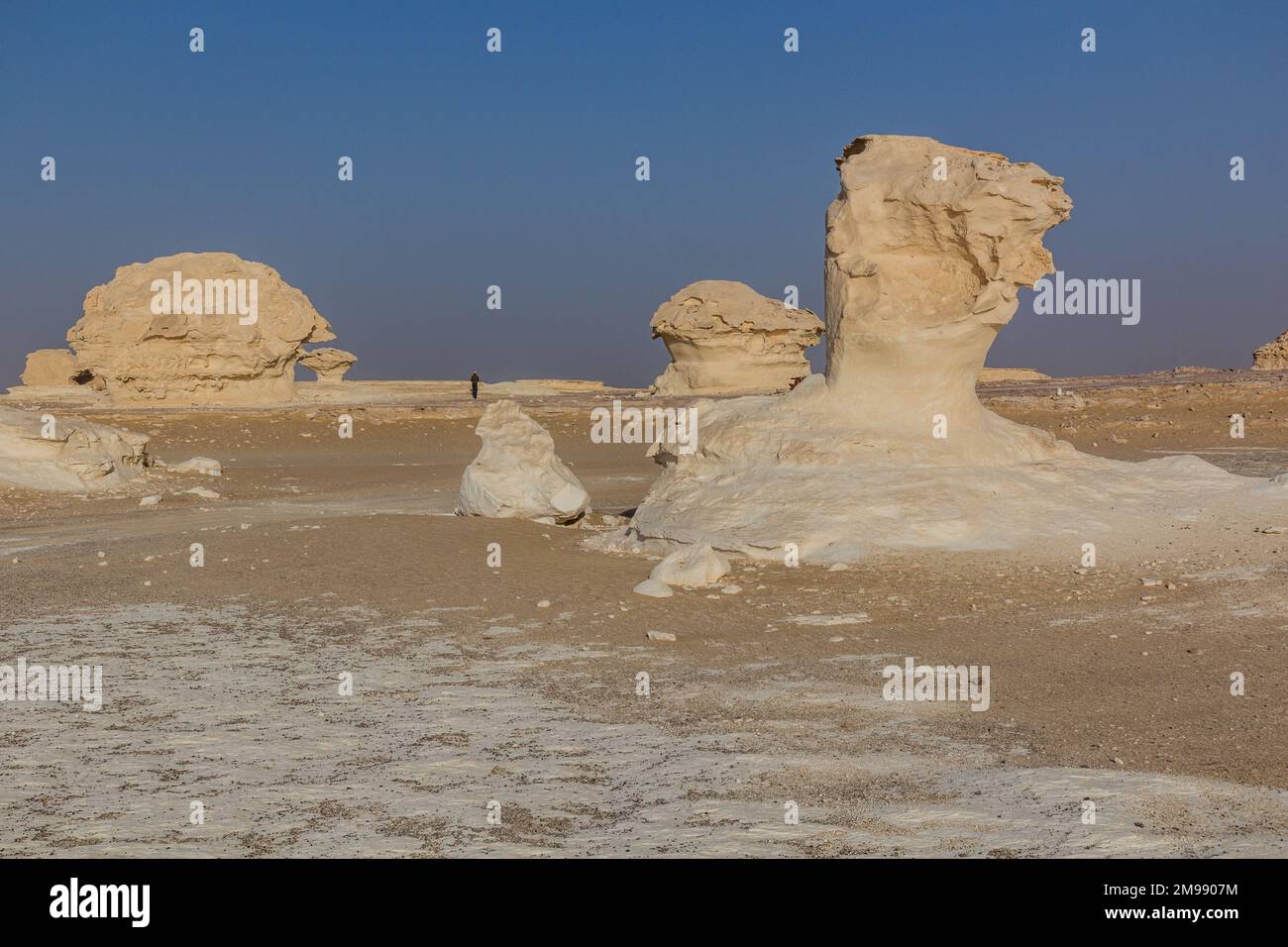 Rock formations of the White Desert, Egypt Stock Photo - Alamy
