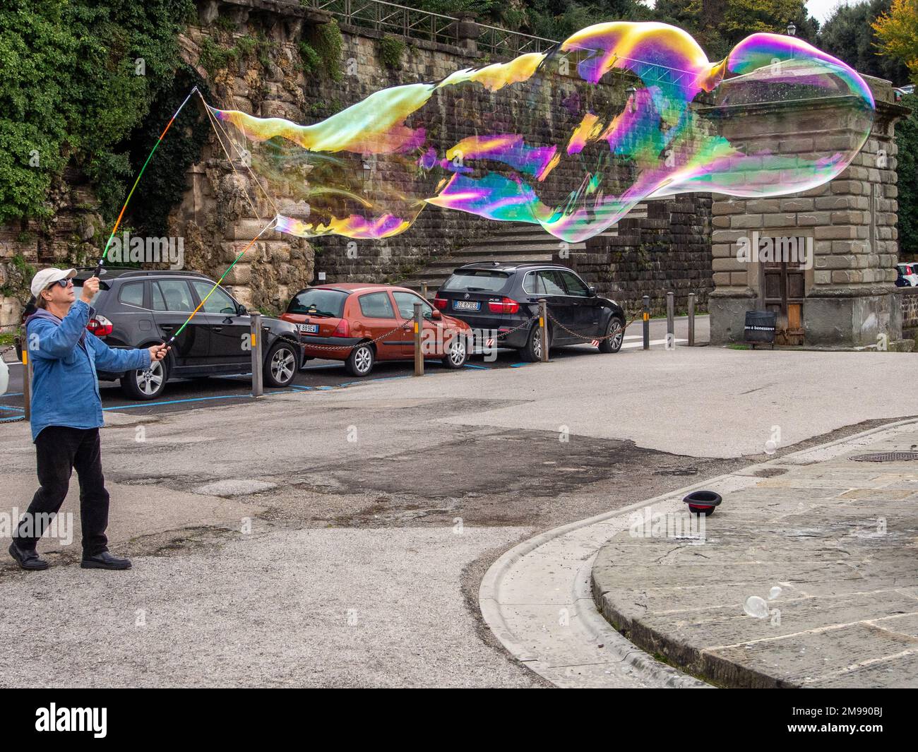 The Bubbleman of Florence Italy Stock Photo - Alamy