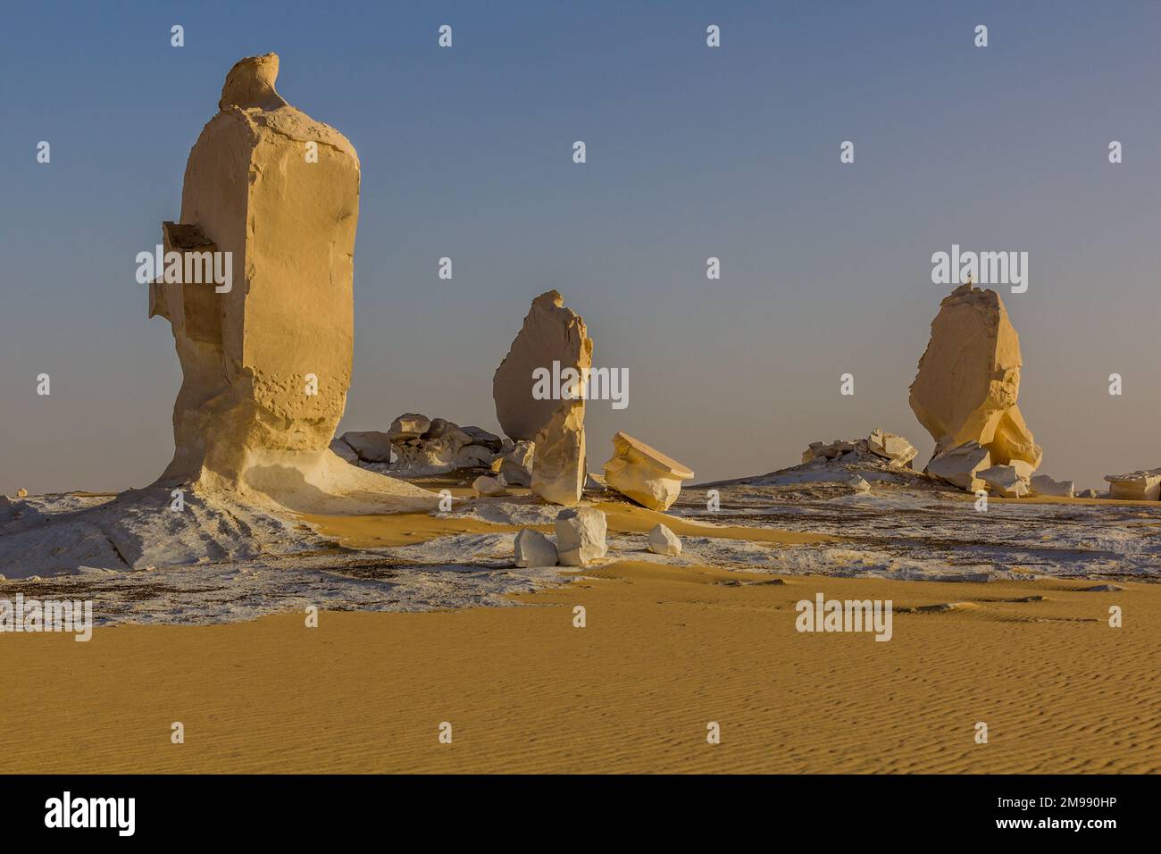 Rock formations of the White Desert, Egypt Stock Photo - Alamy