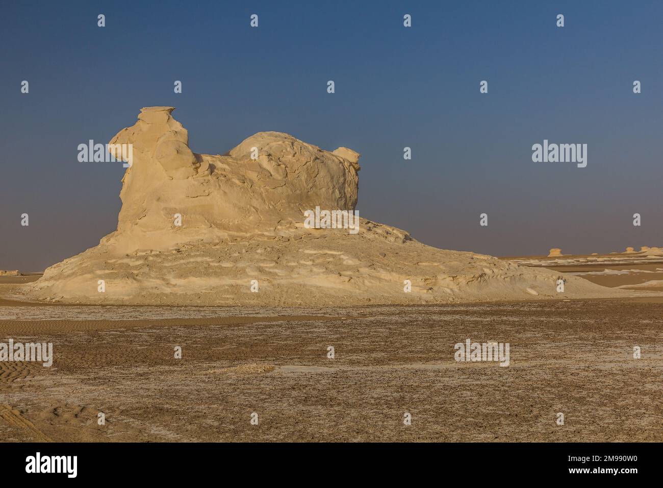 Rock formations of the White Desert, Egypt Stock Photo - Alamy