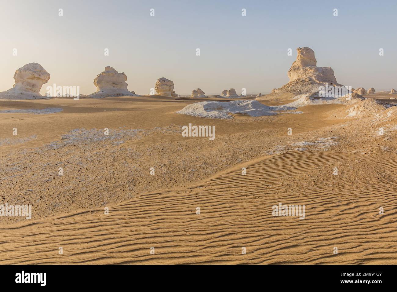 Rock formations in the White Desert, Egypt Stock Photo - Alamy