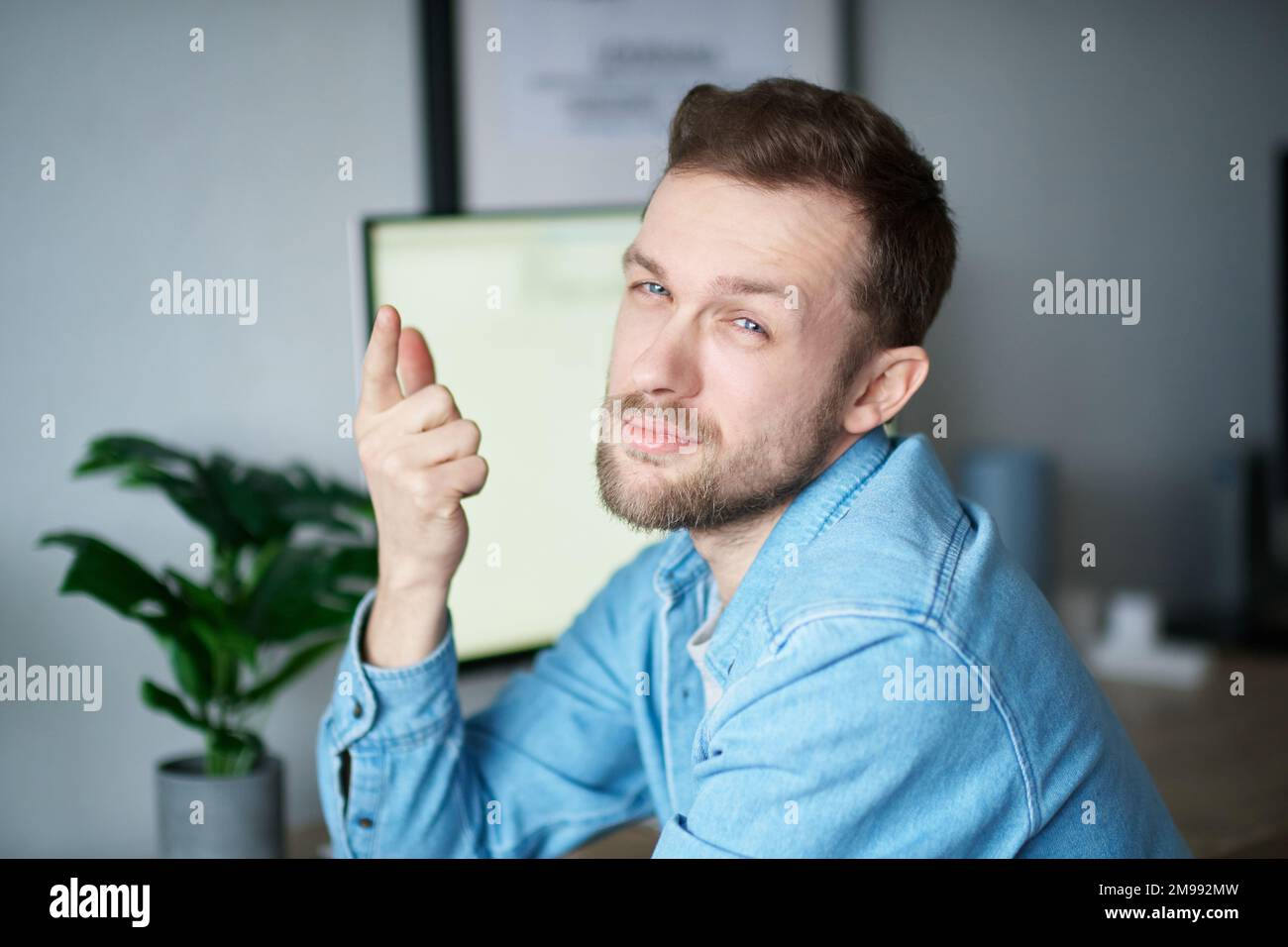 Software engineer hi-res stock photography and images - Alamy