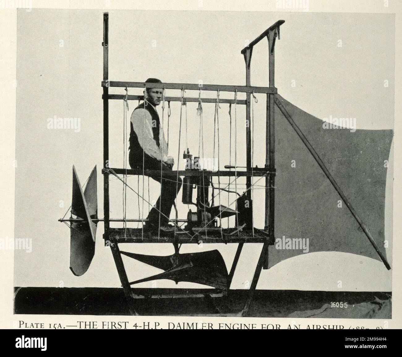 First 4 HP Daimler engine for an airship Stock Photo - Alamy