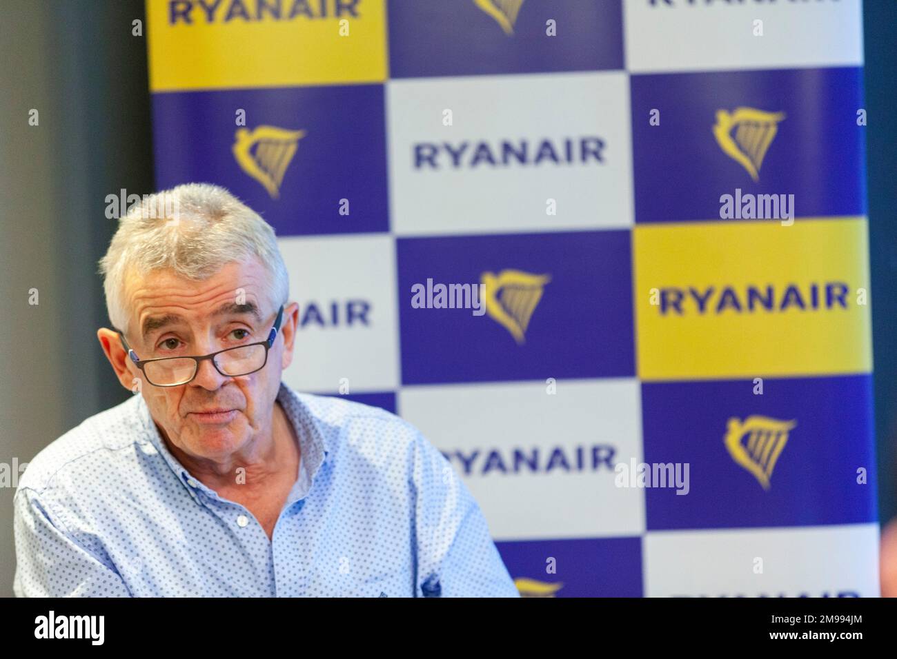 Means of air transport hi-res stock photography and images - Alamy