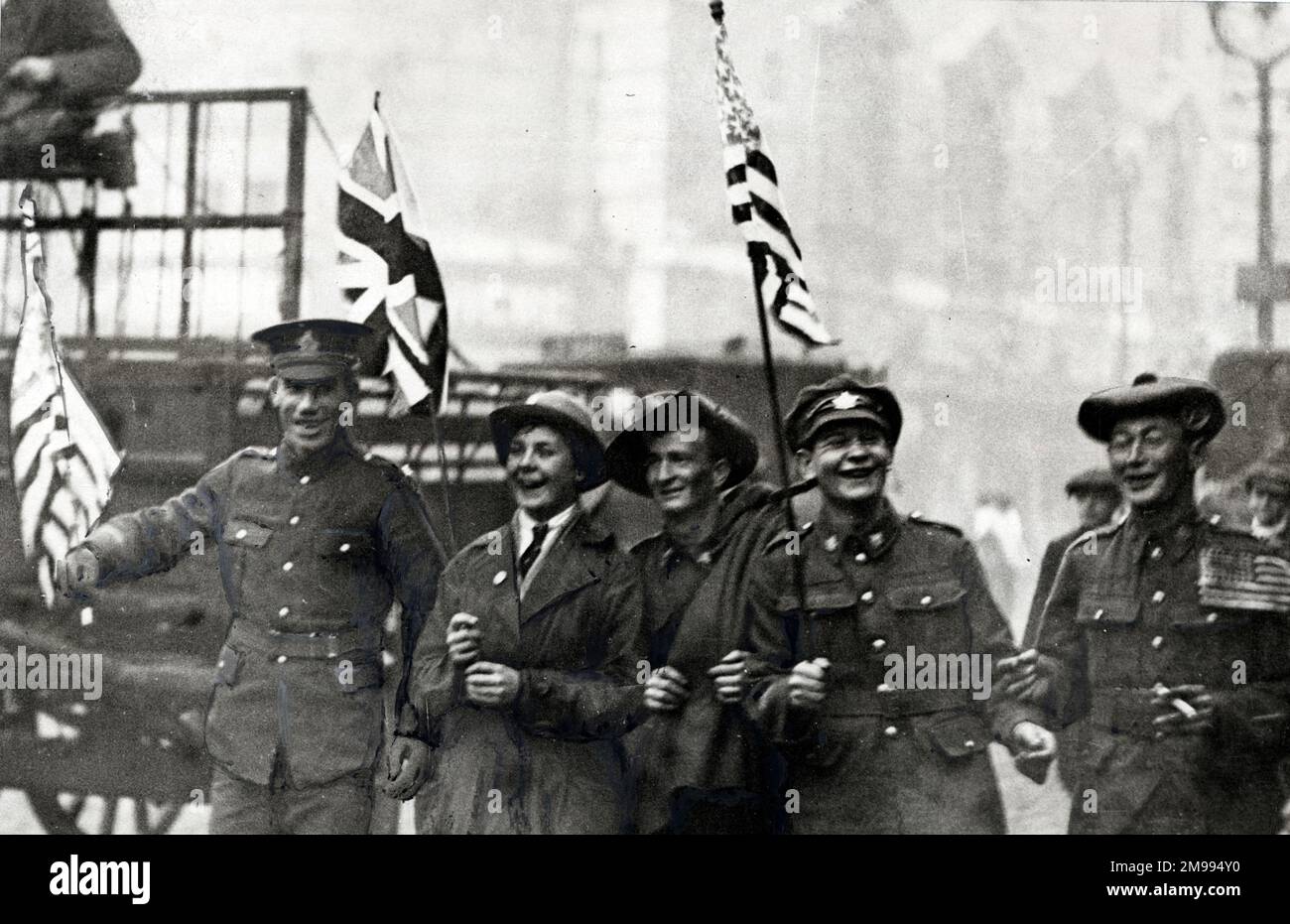 People on Armistice Day in London, 11 November 1918, as the First World ...
