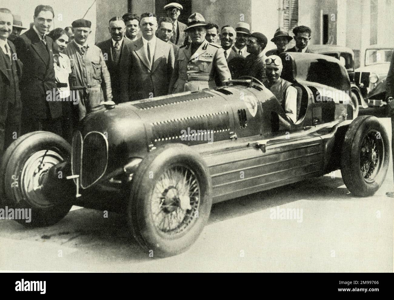 1930s grand prix motor racing hi-res stock photography and images - Alamy