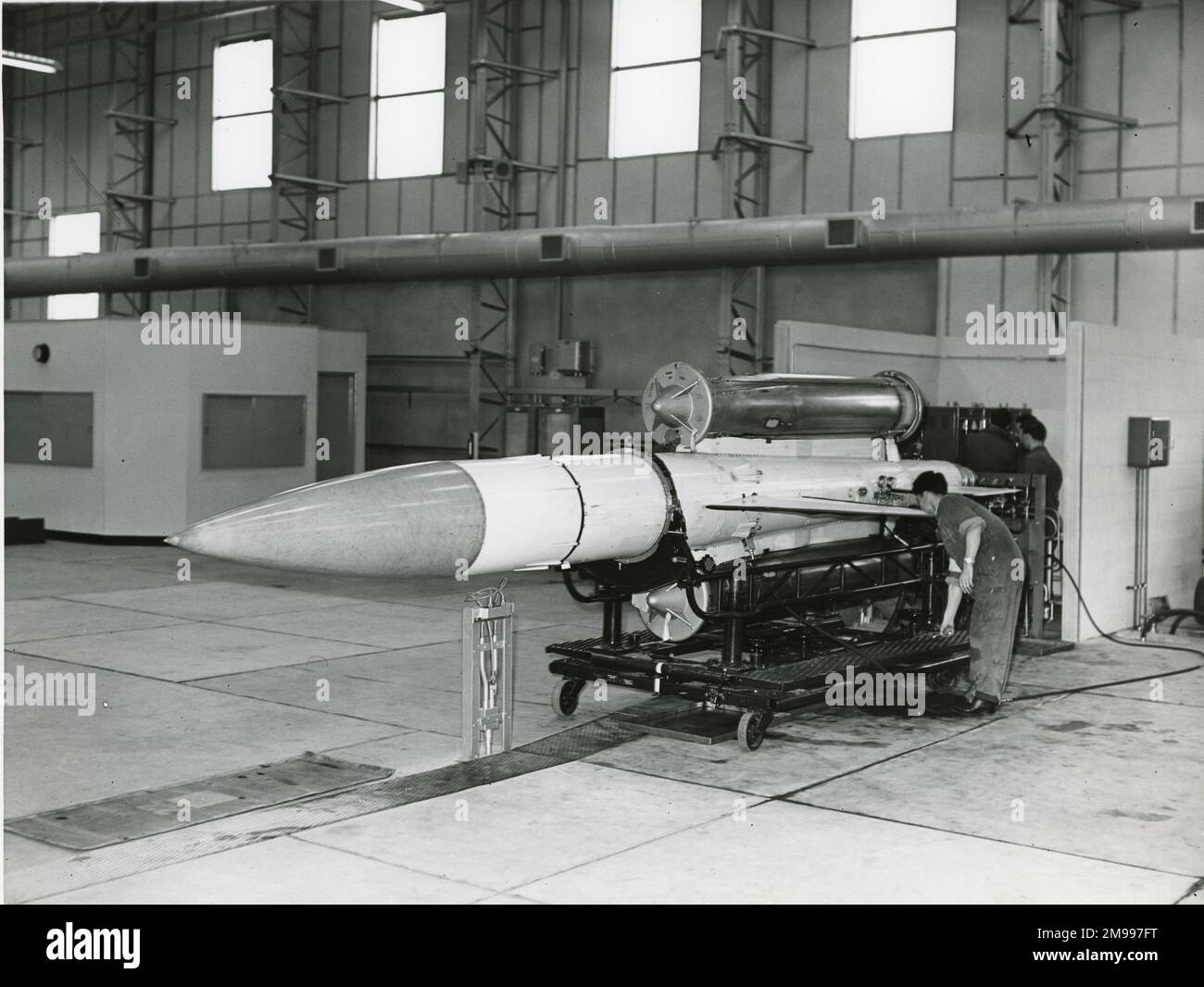 Bristol Bloodhound surface-to-air guided missile at Britain?s first ...