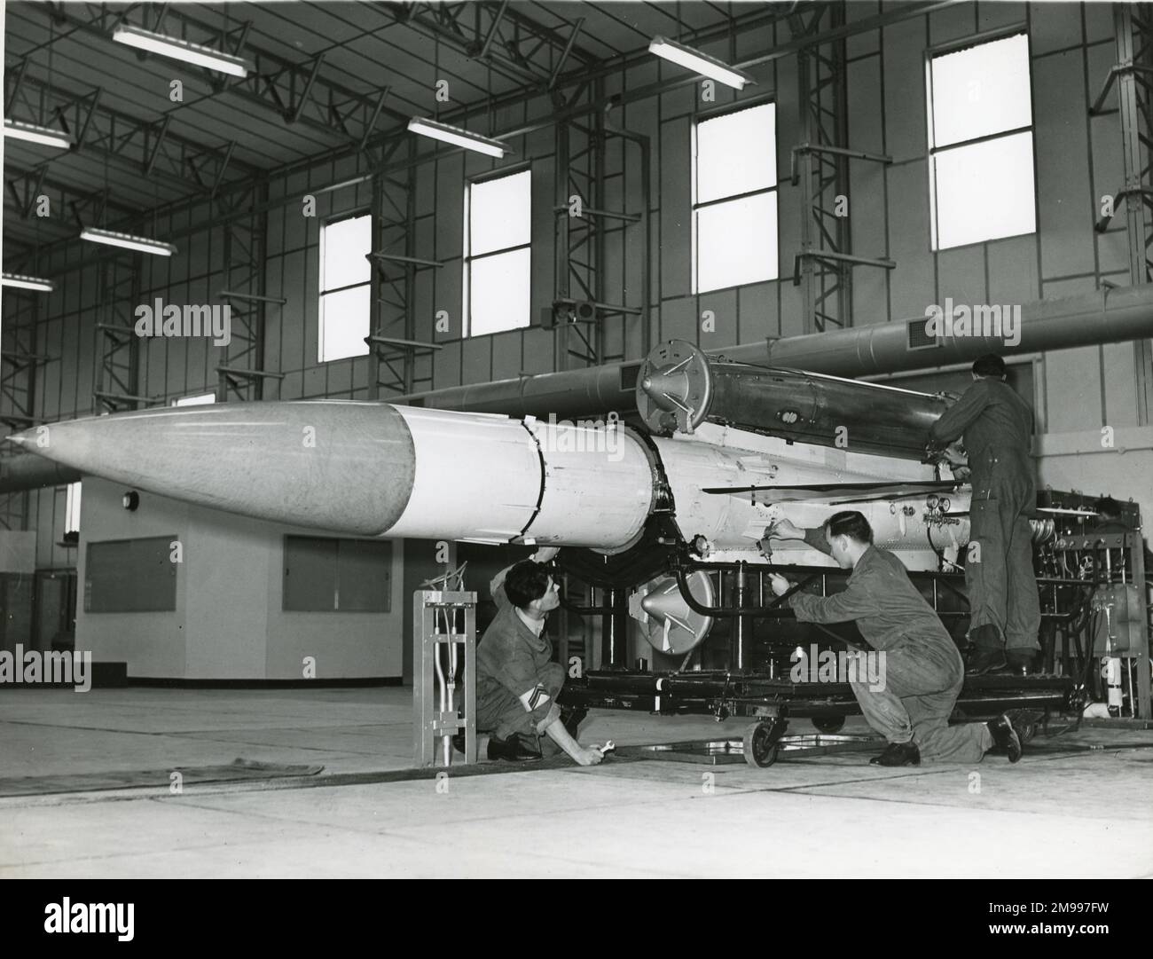 Bristol Bloodhound surface-to-air guided missile at Britain?s first ...