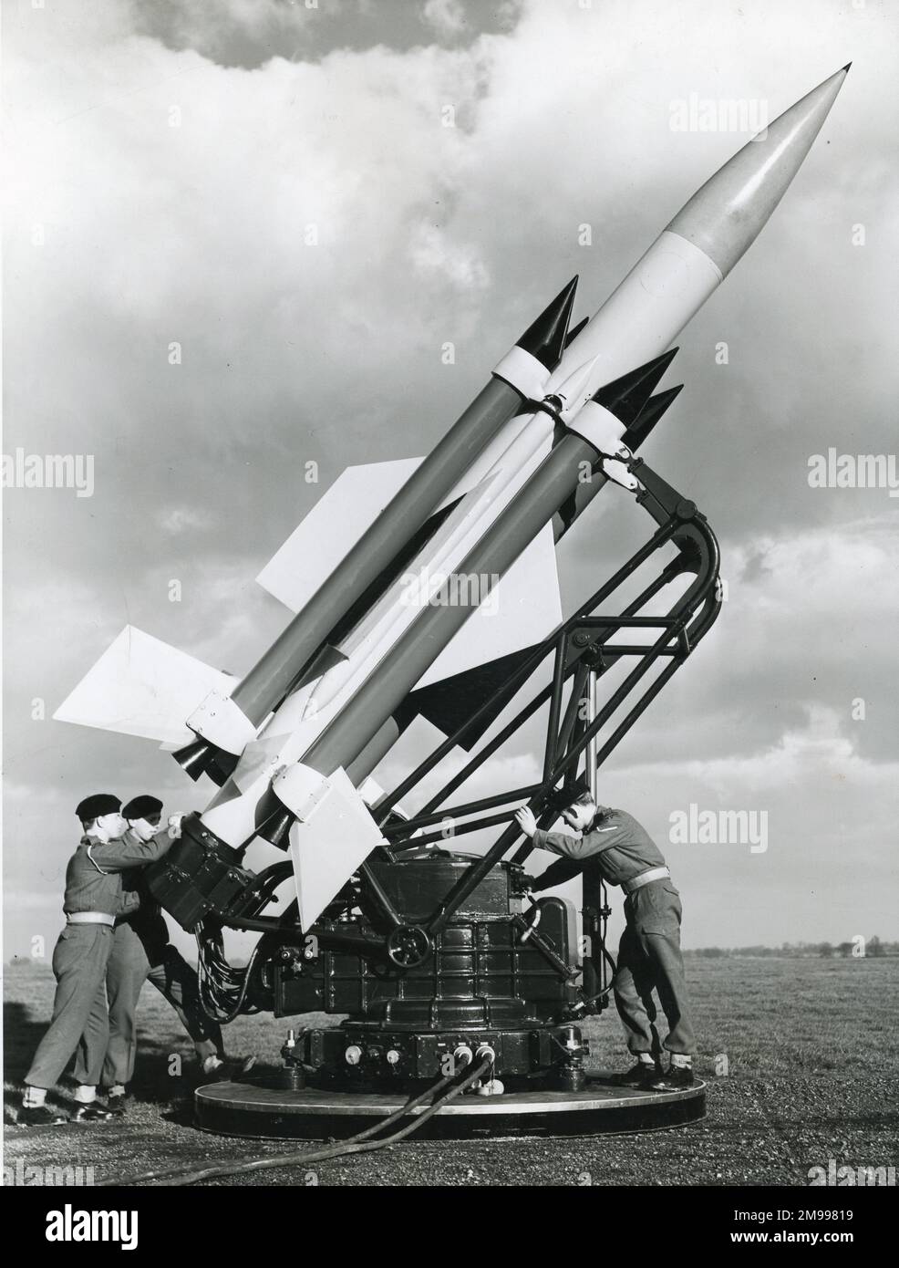 English Electric Thunderbird surface-to-air guided missile system ...