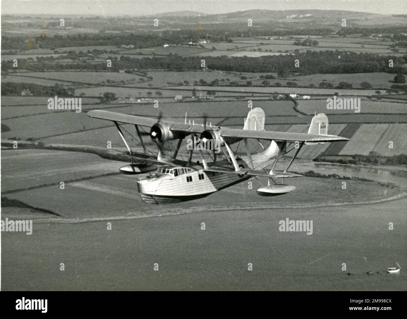 Saunders roe london hi-res stock photography and images - Alamy