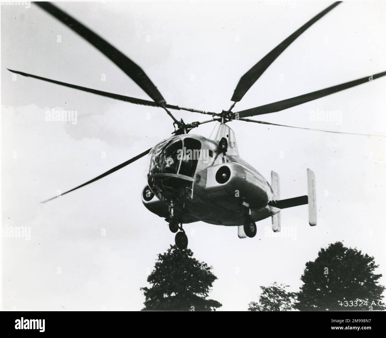 Kellett XR-10, 45-22793, during its first flight at Kellett?s North ...