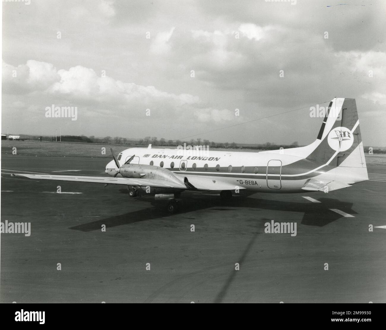 Hawker Siddeley HS748 Series 2, G-BEBA, of Dan Air Stock Photo - Alamy