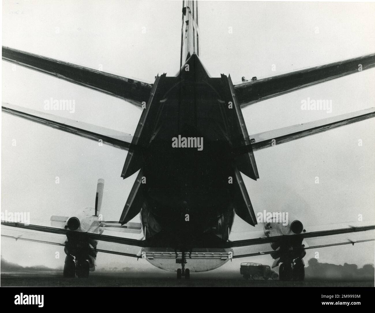 Superimposed photograph of the Hawker Siddeley Andover C1 showing the ...