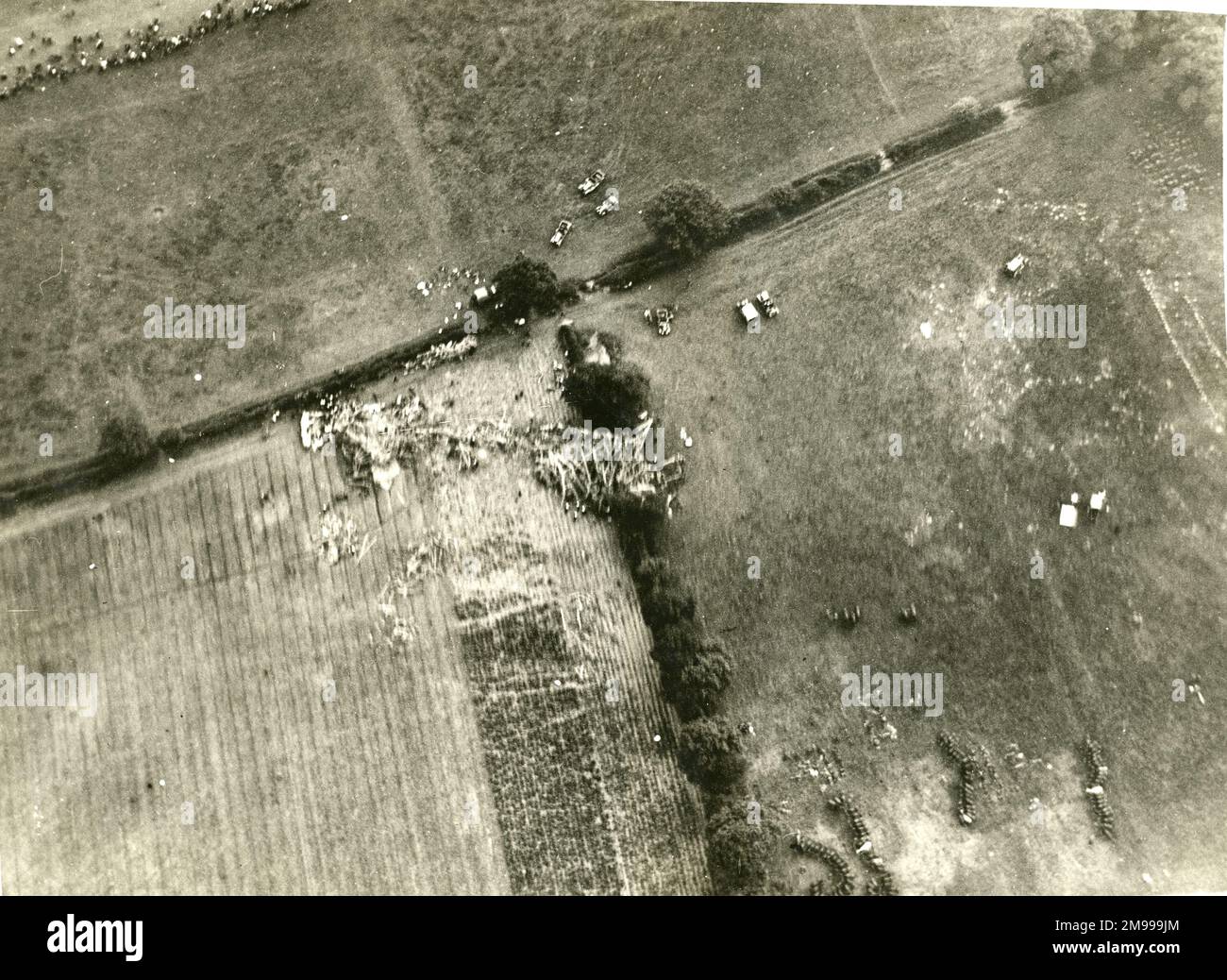 Zeppelin 1916 hi-res stock photography and images - Alamy