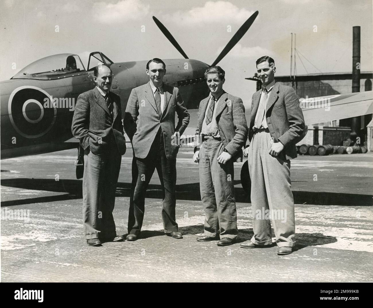 Napier test pilots alongside a Hawker Tempest. From left: H. Ken ...