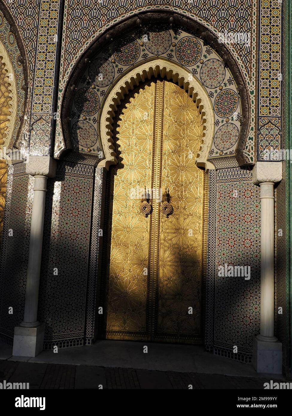 golden Gate to the palace of the king of Morocco in Fes Stock Photo - Alamy
