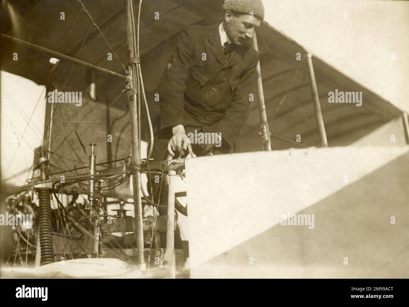 L‚on Delagrange (1872-1910) in his Voisin-Delagrange III (Mod Stock ...