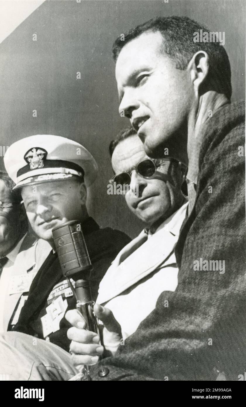 Capt Leroy Cooper, right, with Admiral Hills and Joachim Kuettner at ...