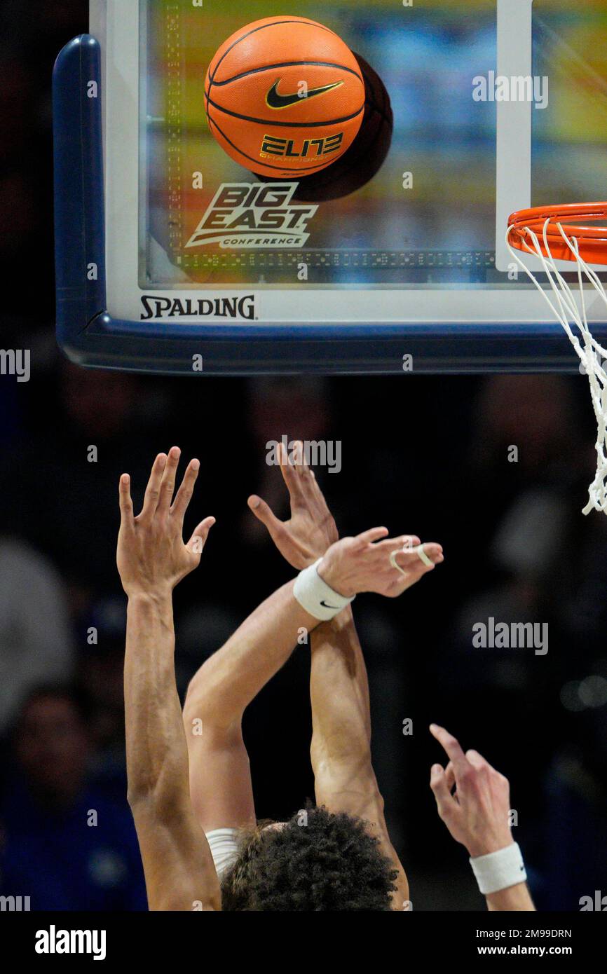 Xavier Forward Jack Nunge Center Left Shoots Against Marquettes Oso