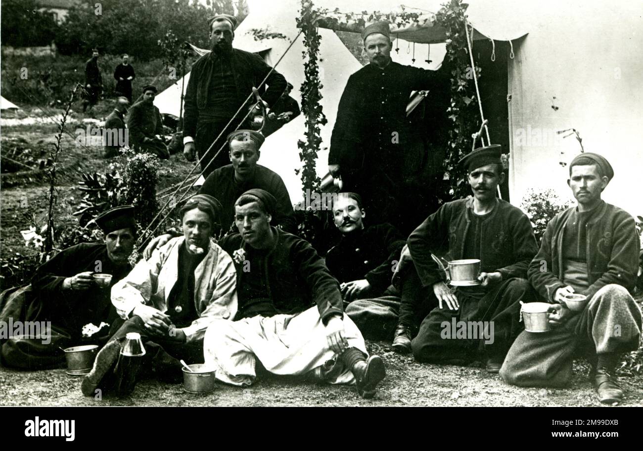 Men of The Zouaves, a crack French Regiment, 23 June 1915, First World ...