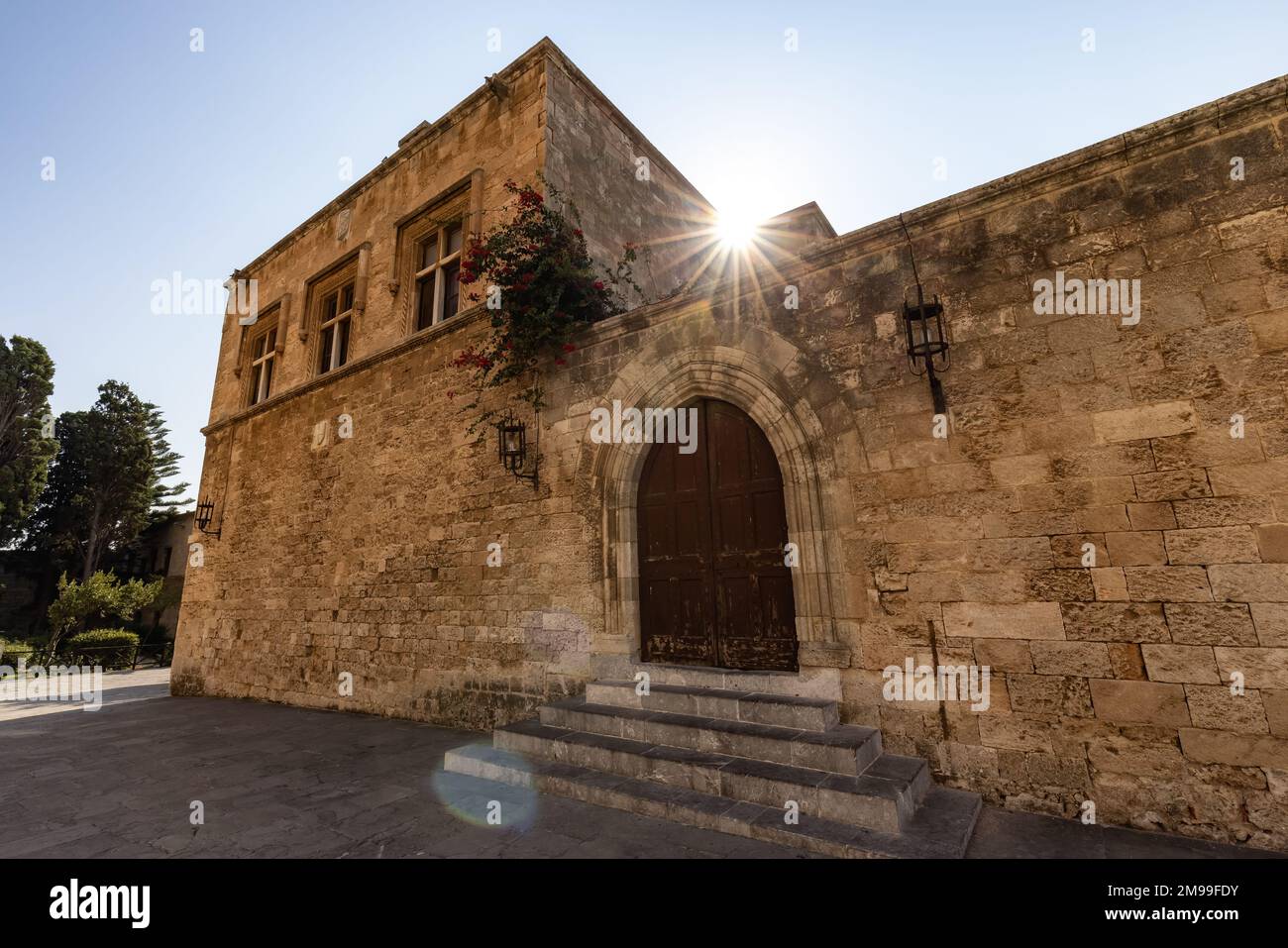 Architectural arch greece hi-res stock photography and images - Alamy