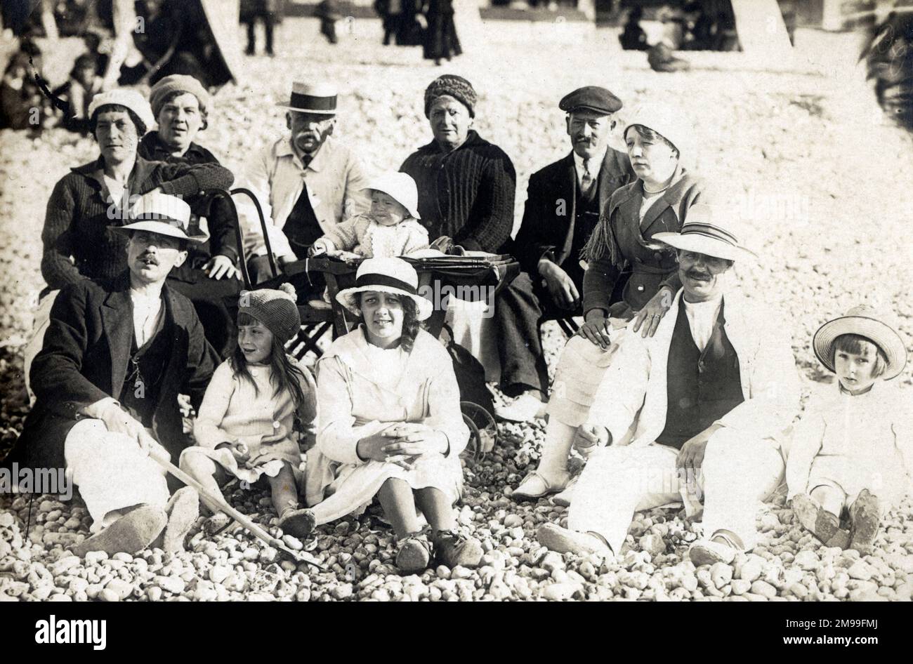 Extended Family Picture Clipart Of Hat