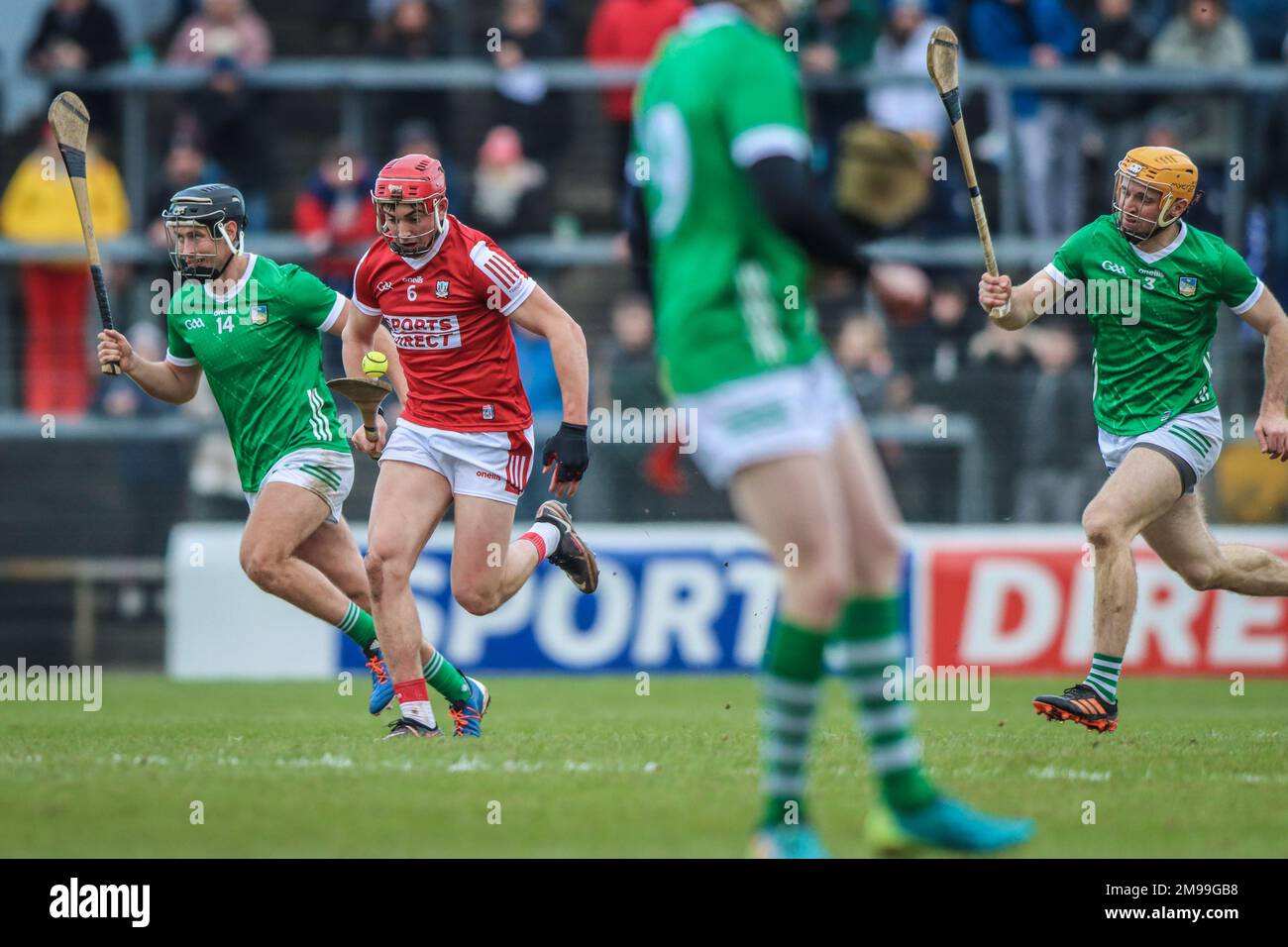 Limerick hurling team hi-res stock photography and images - Alamy