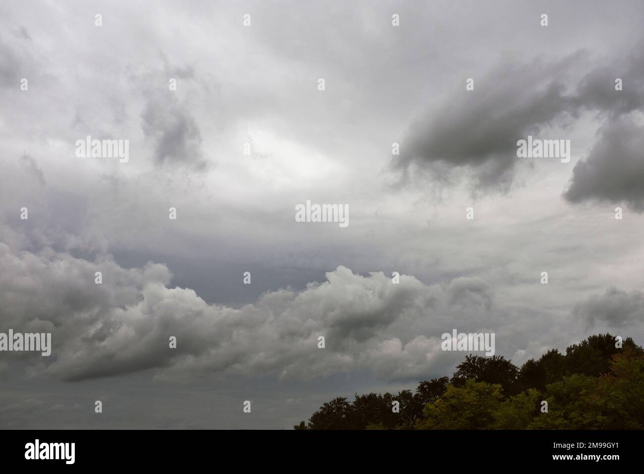 Foreboding ominous hi-res stock photography and images - Alamy