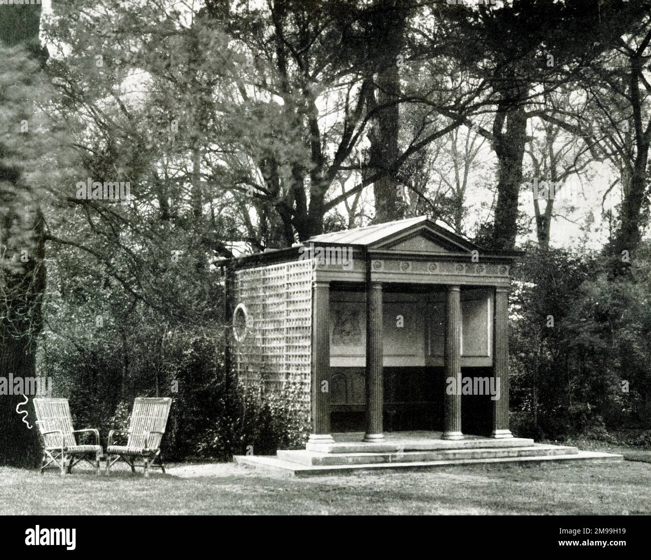 Summer House in the grounds of Ranelagh House, Chelsea, SW London Stock ...