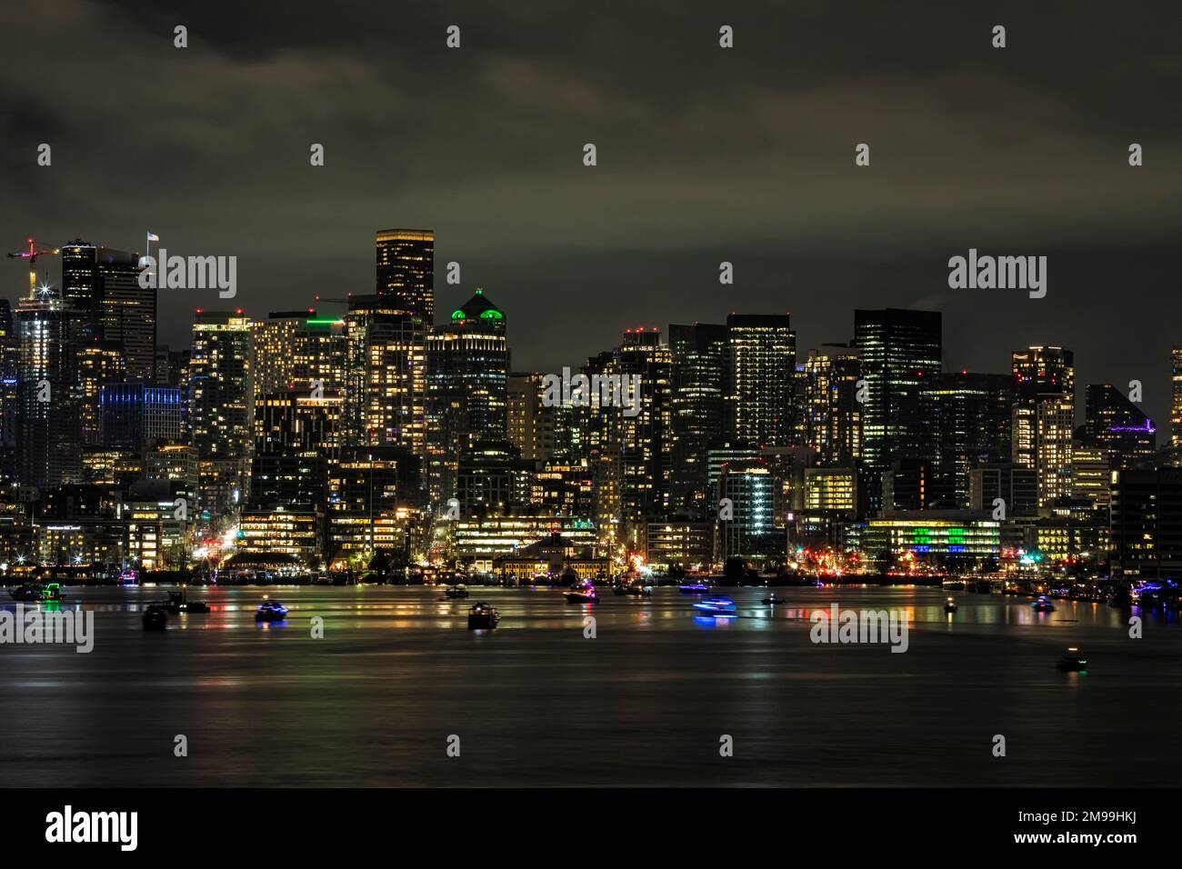 WA22916-00...WASHINGTON - Night view of Seattle and from Gas Works Park ...