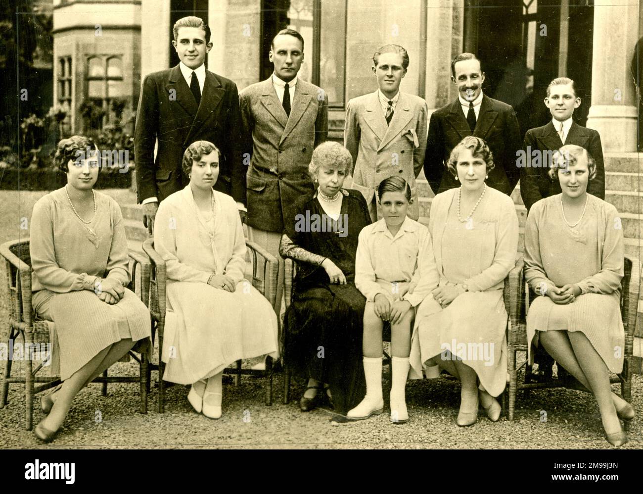 Spanish royal family, House of Bourbon, group photo at San Sebastian ...